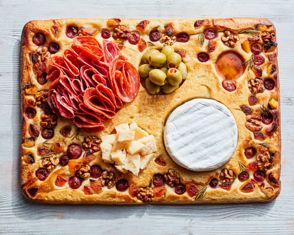 Hot Pan on Cutting Board: Kitchen Hack or Disaster ...